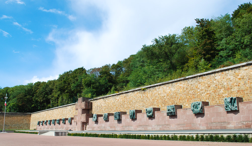 Memorial of Fighting France - Stew Ross Discovers