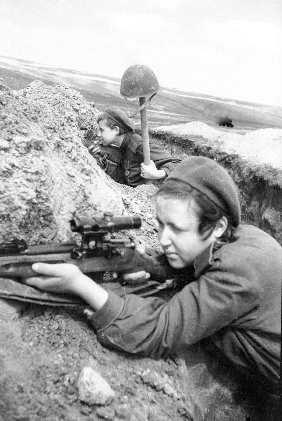 Soviet Soldiers Wait for German Soldiers to Fire - Stew Ross Discovers